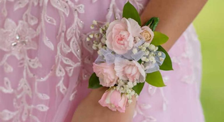 Want To Make A Prom Corsage That Really Rocks? Watch This!